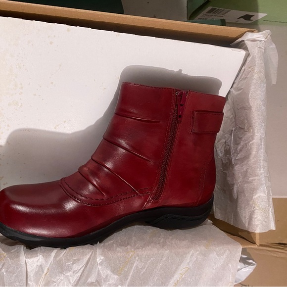 Clarks | Shoes | Clarks Christine Club Women Boots 2667690 Size 5m And ...